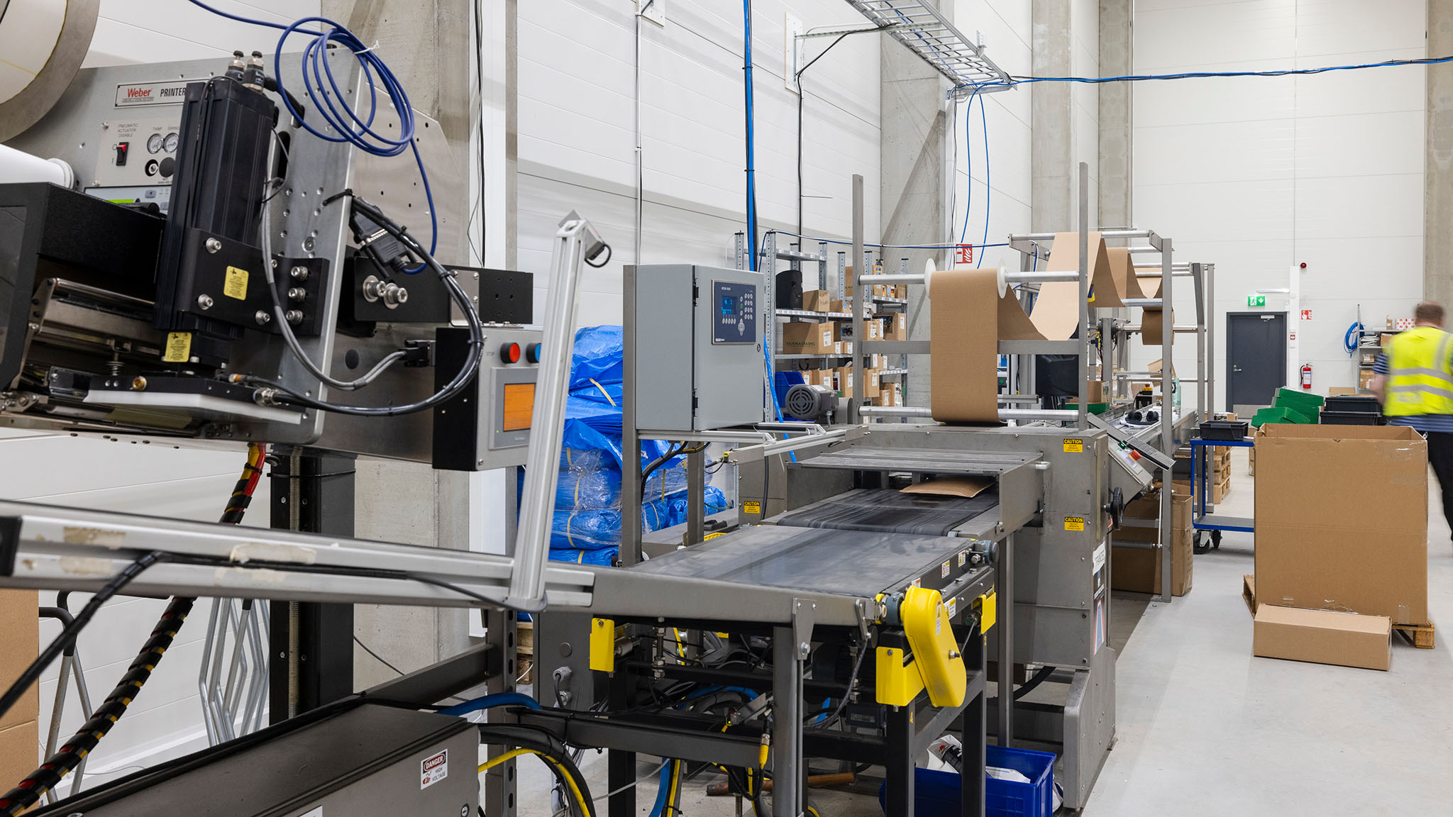 How Machine Packaging Boosts Efficiency and Brand Image - Axla ...